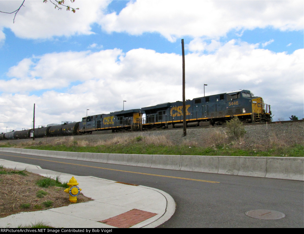 CSX 5446 and 5240